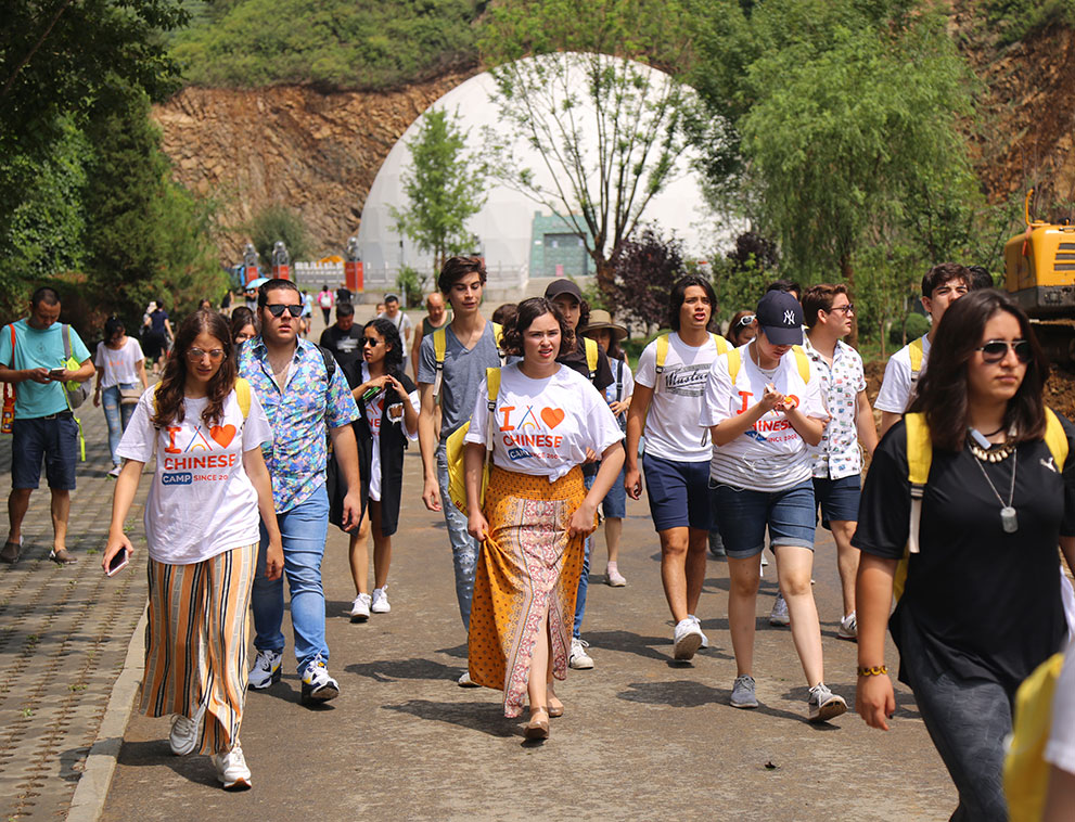 Full Teen Immersion in Shanghai – China School Trip